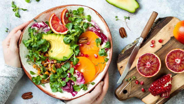 The Pros and Cons of a Raw-Food Diet