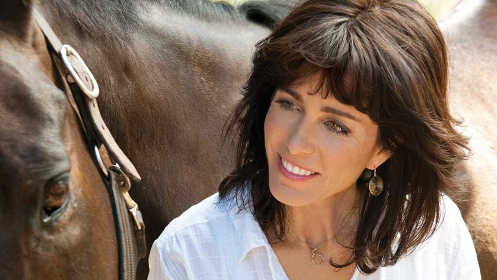 Behind the Scenes With Lisa Arie (Video) | Experience Life