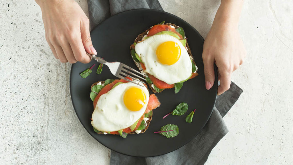 Foods to Eat — and Avoid — During Cancer Treatment