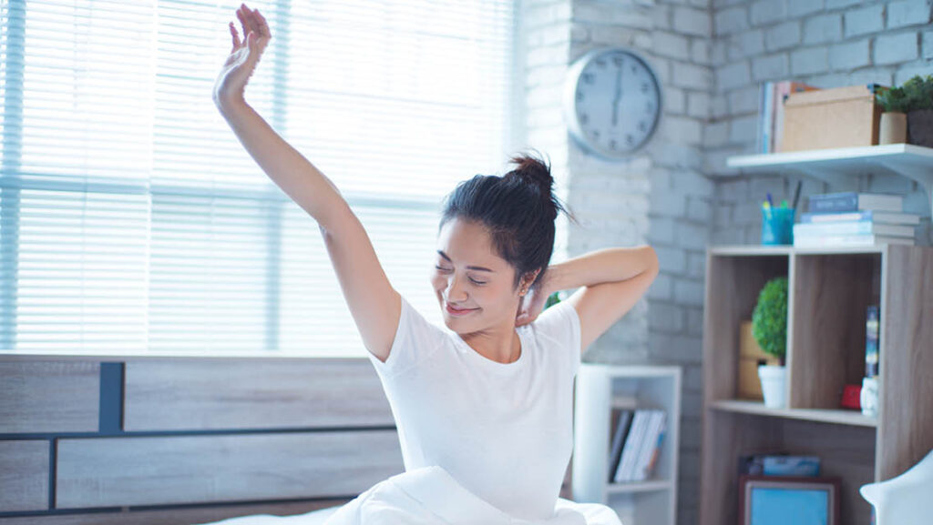 ONE HEALTHY HABIT: Wake Up at the Same Time Everyday