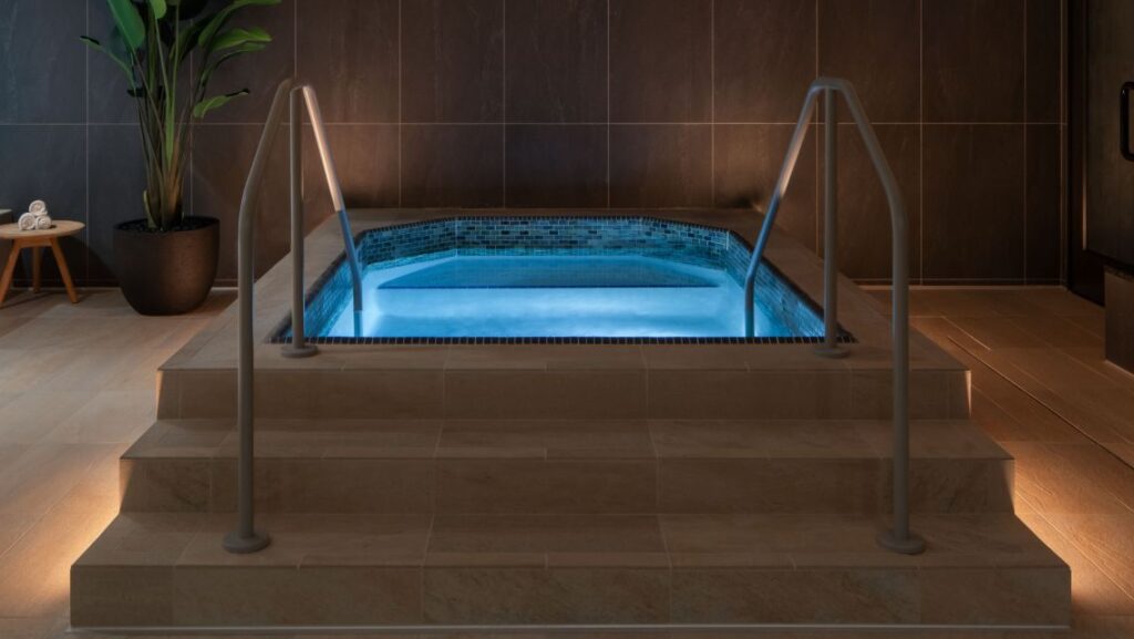 Expert Answers: How Do I Use a Cold Plunge?